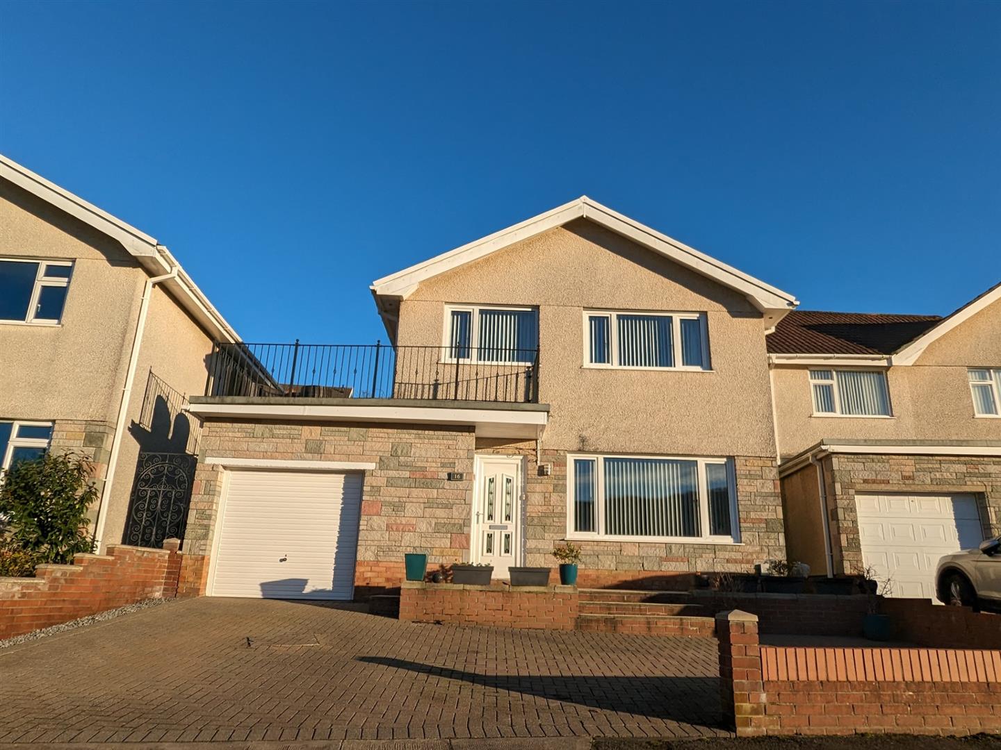 Royal Oak Road, Derwen Fawr, Sketty, Swansea, £450,000 - Dawsons Property